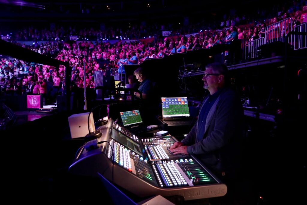 アリゾナのFOH ProductionとSteve “Griff” Griffin によるSSL LIVE L650を使った企業イベント ...